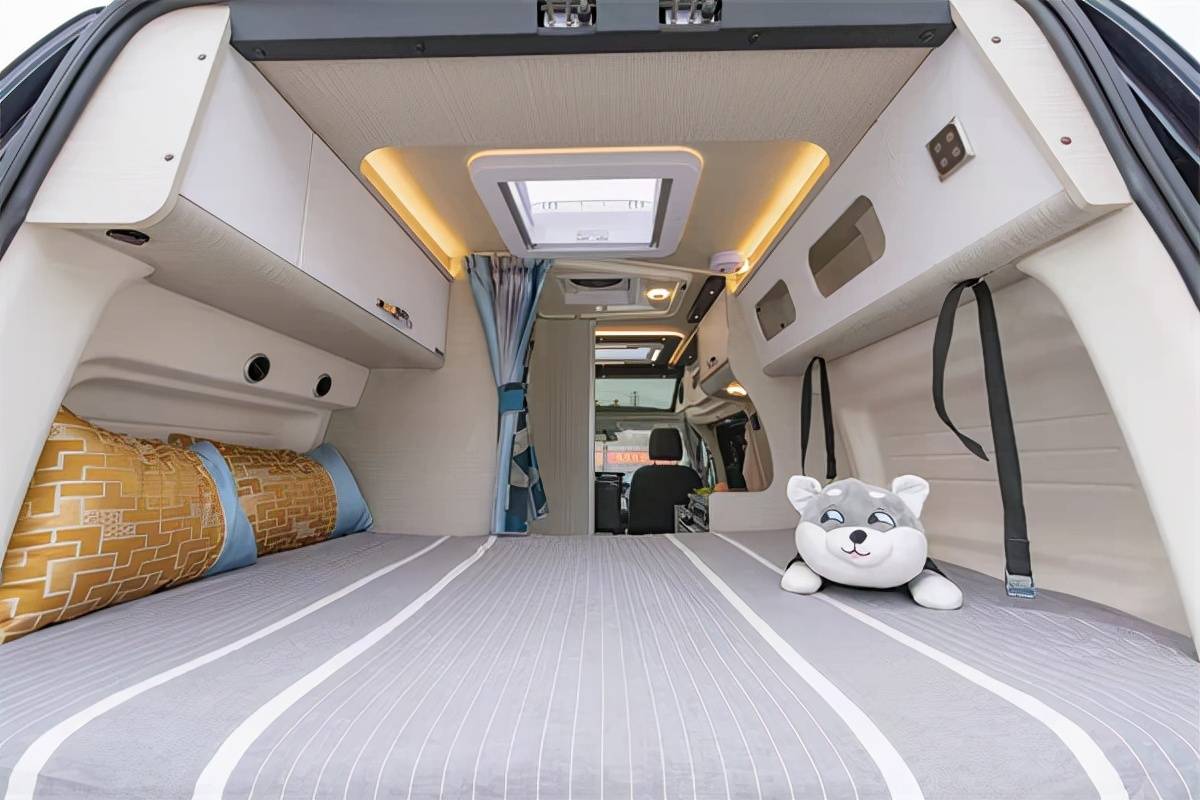 2022款瑞弗启界R500穿越版，福特新全顺V362打造精致旅居车_搜狐汽车_搜狐网