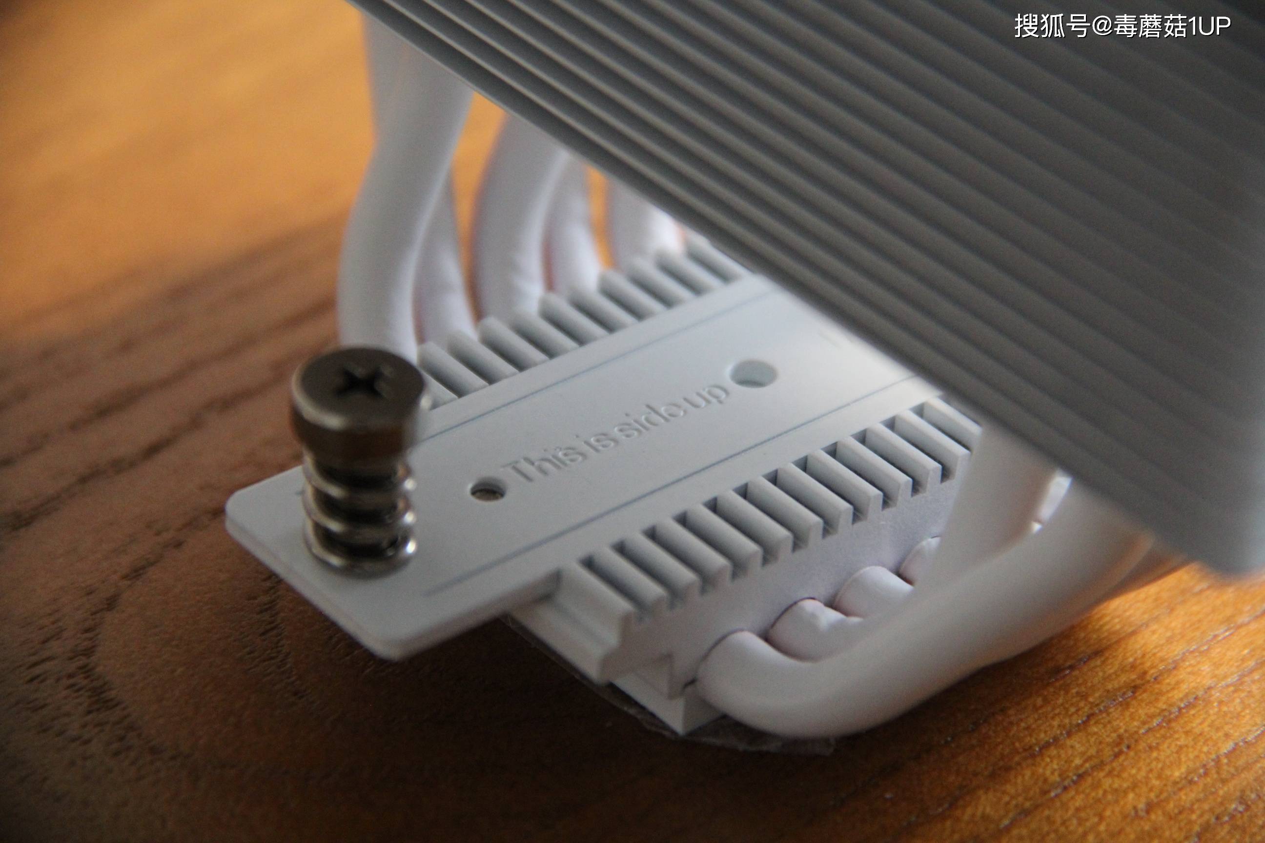 重新定义RGB，风冷也带显示器！ZEROZONE泽洛幻瞳BEG600初体验_屏幕_风扇_散热器