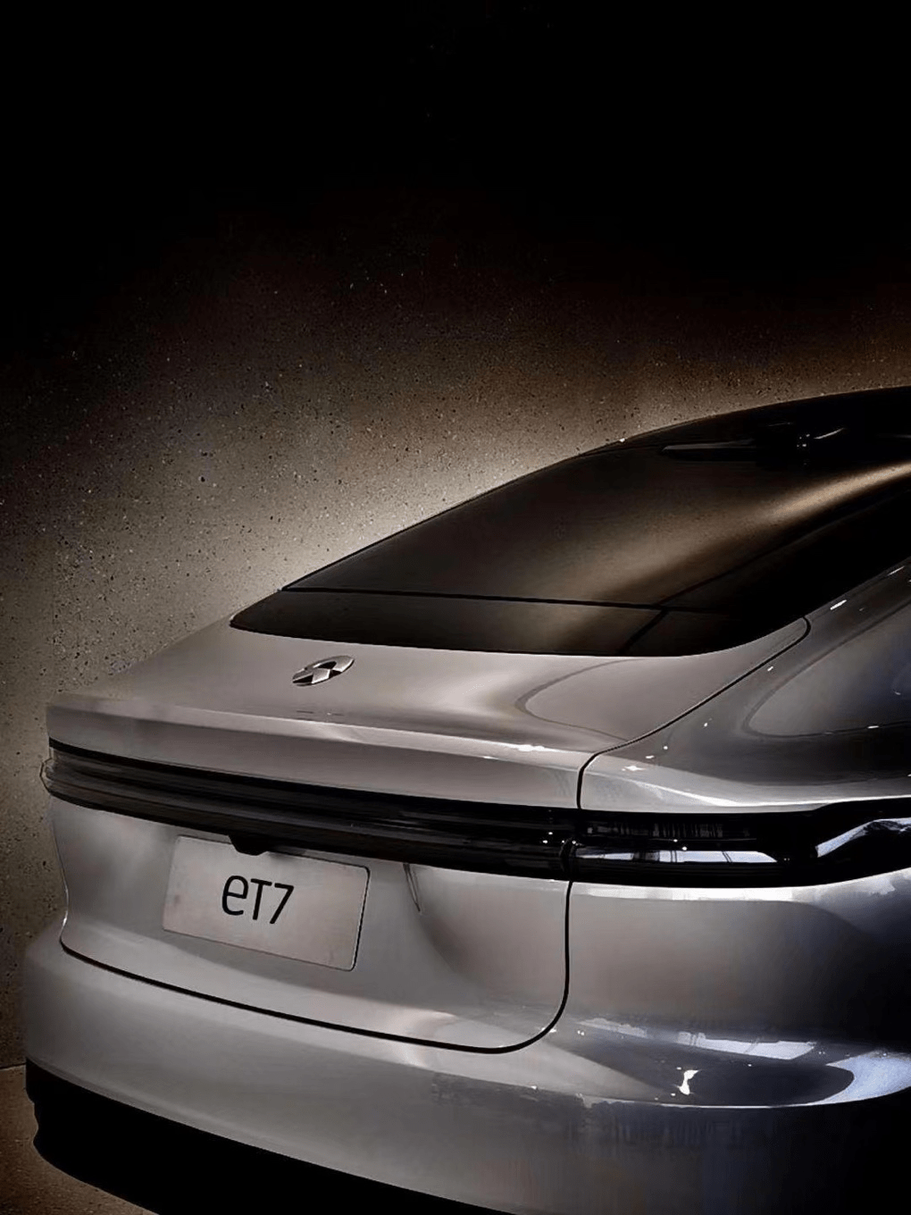 ET7试驾体验，悬挂超预期，比5系好很多_搜狐汽车_搜狐网