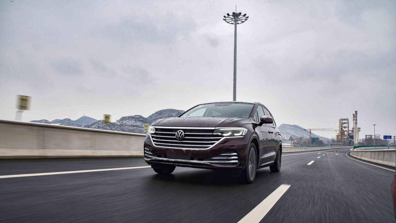 大众新威然“增配降价”能否刚过GL8?_搜狐汽车_搜狐网