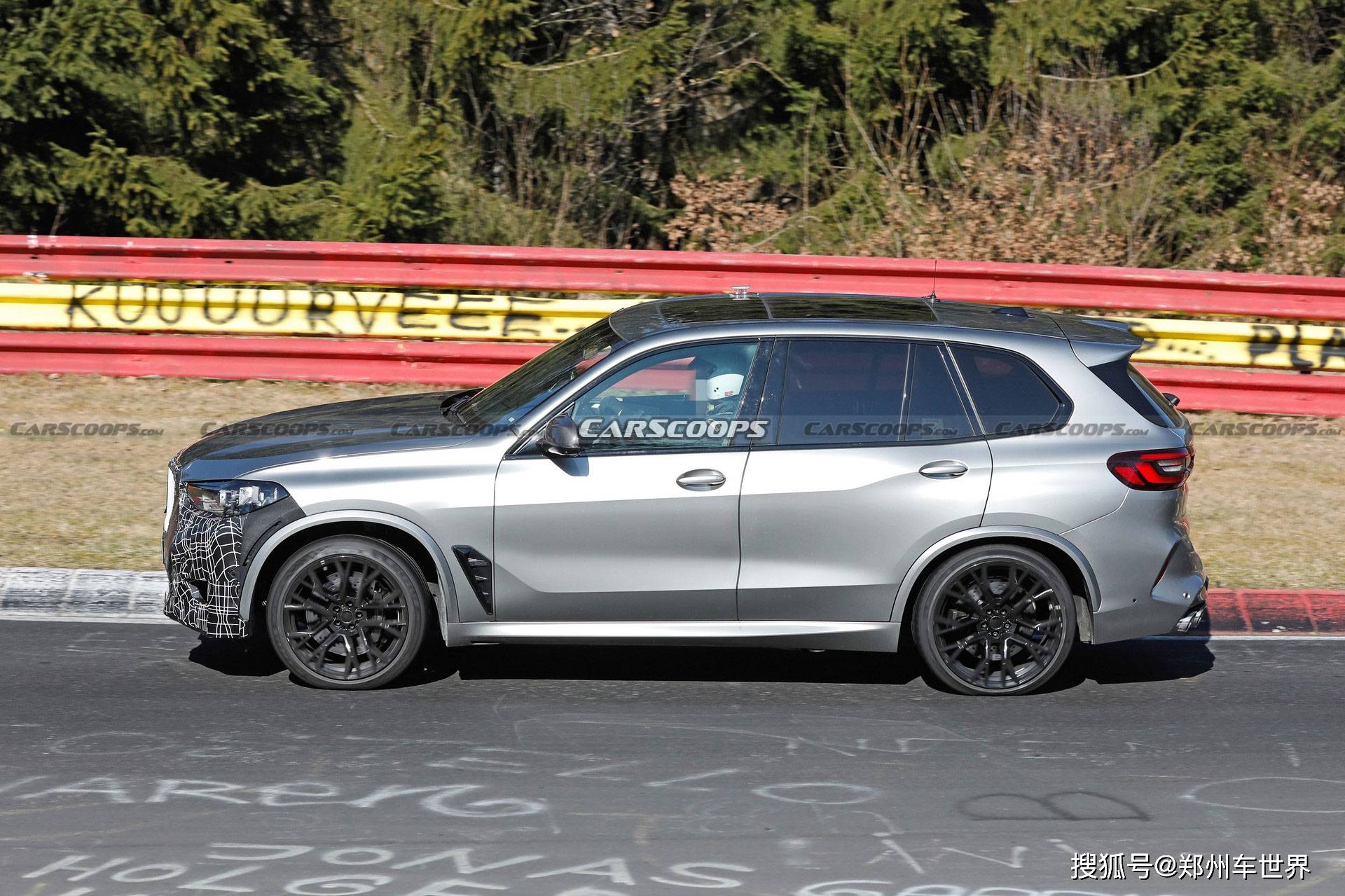 有望搭载轻混动力系统 新款BMW X5 M谍照曝光_搜狐汽车_搜狐网