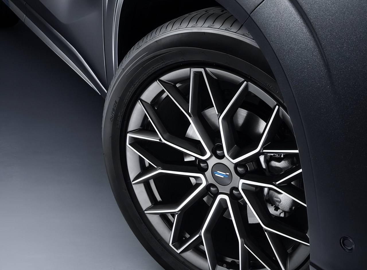 又一款国产车走红！订单量持续高涨，2.0T+8AT，233Ps比卡宴漂亮_搜狐汽车_搜狐网