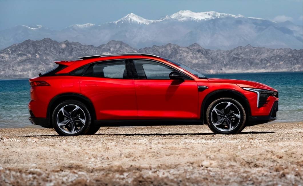 奔腾B70S开启预售模式，外观造型惹人爱_搜狐汽车_搜狐网