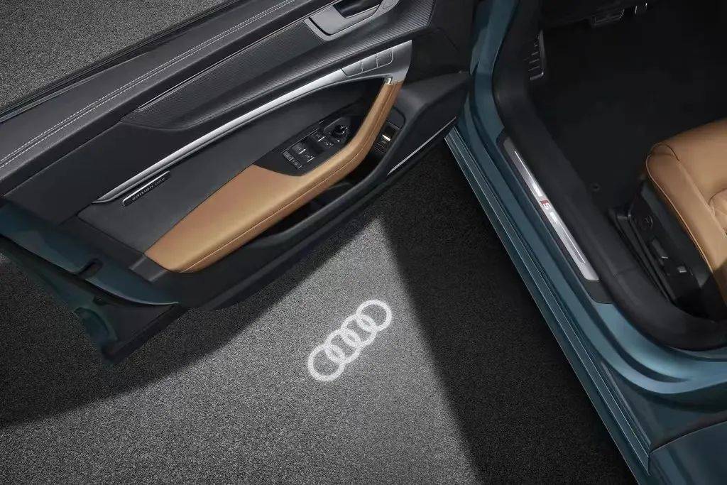 2.0T顶配！上汽奥迪A7L新增车型上市，售价51.99万元_搜狐汽车_搜狐网