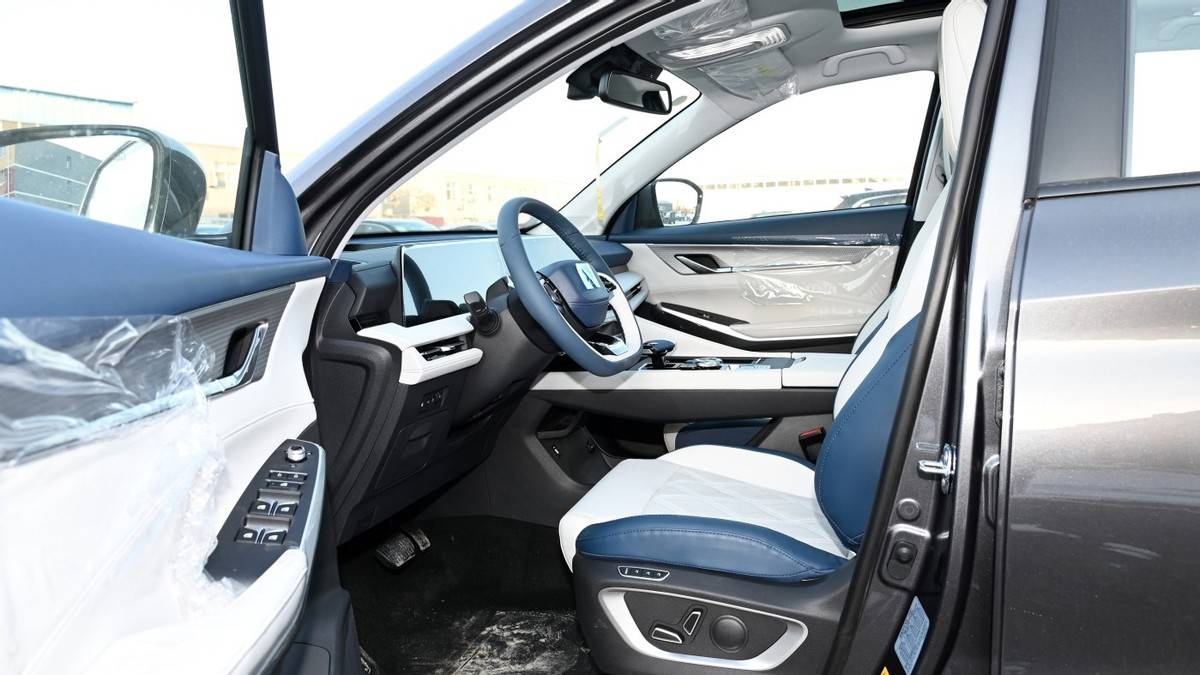 全系8AT，第二代长安CS75 PLUS就能超过哈弗H6？_搜狐汽车_搜狐网