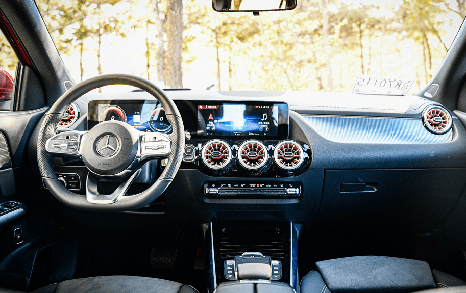 北京奔驰EQA 260正式上市！续航里程超600公里，售价32.18万元_搜狐汽车_搜狐网