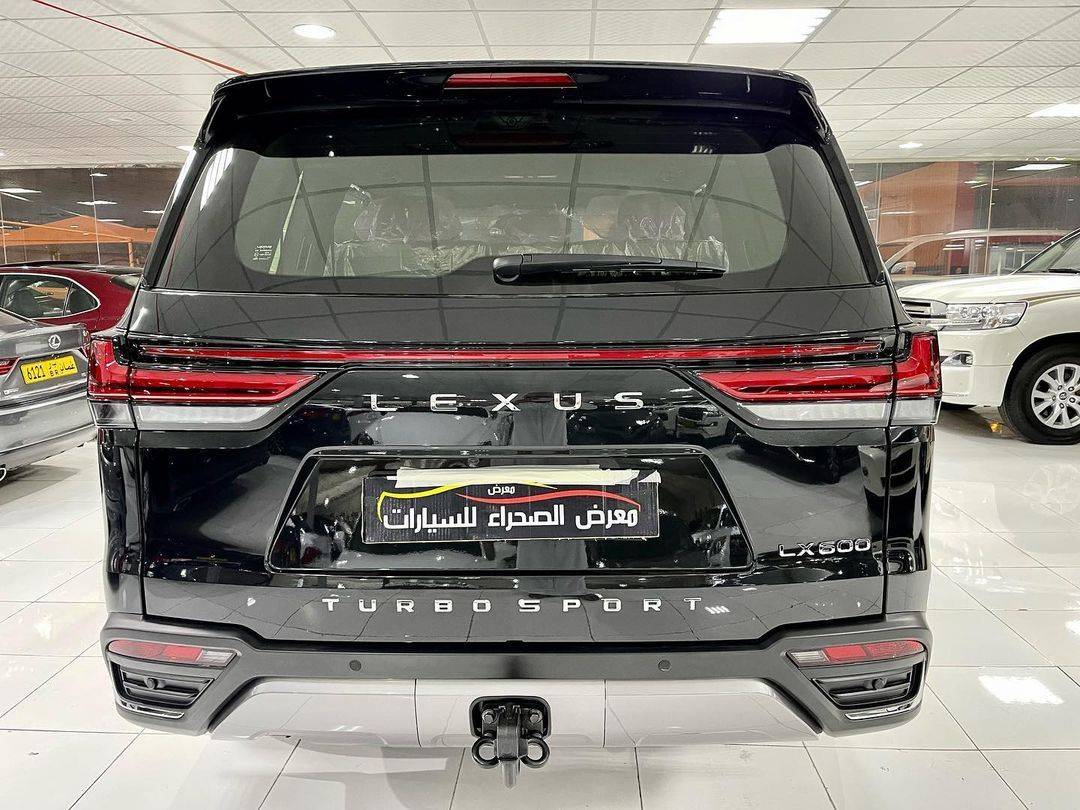 LX600“高配”版实拍，豪华又霸气，质感一流，落地或超200万_搜狐汽车_搜狐网