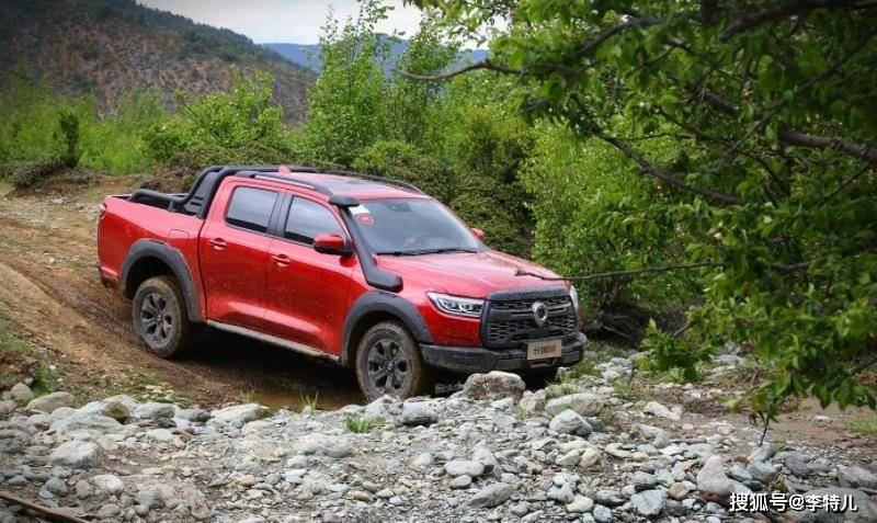 国产最强皮卡来了，长城炮6x6版专利曝光，有望加入3.0T的V6动力_搜狐汽车_搜狐网
