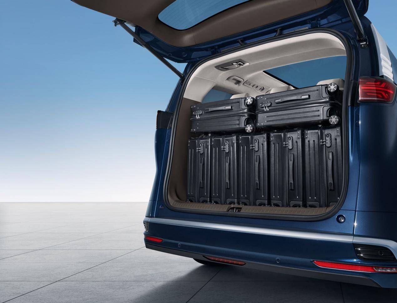 开启预售1天订单就达7288台，新能源豪华MPV腾势D9到底有何底气？_搜狐汽车_搜狐网