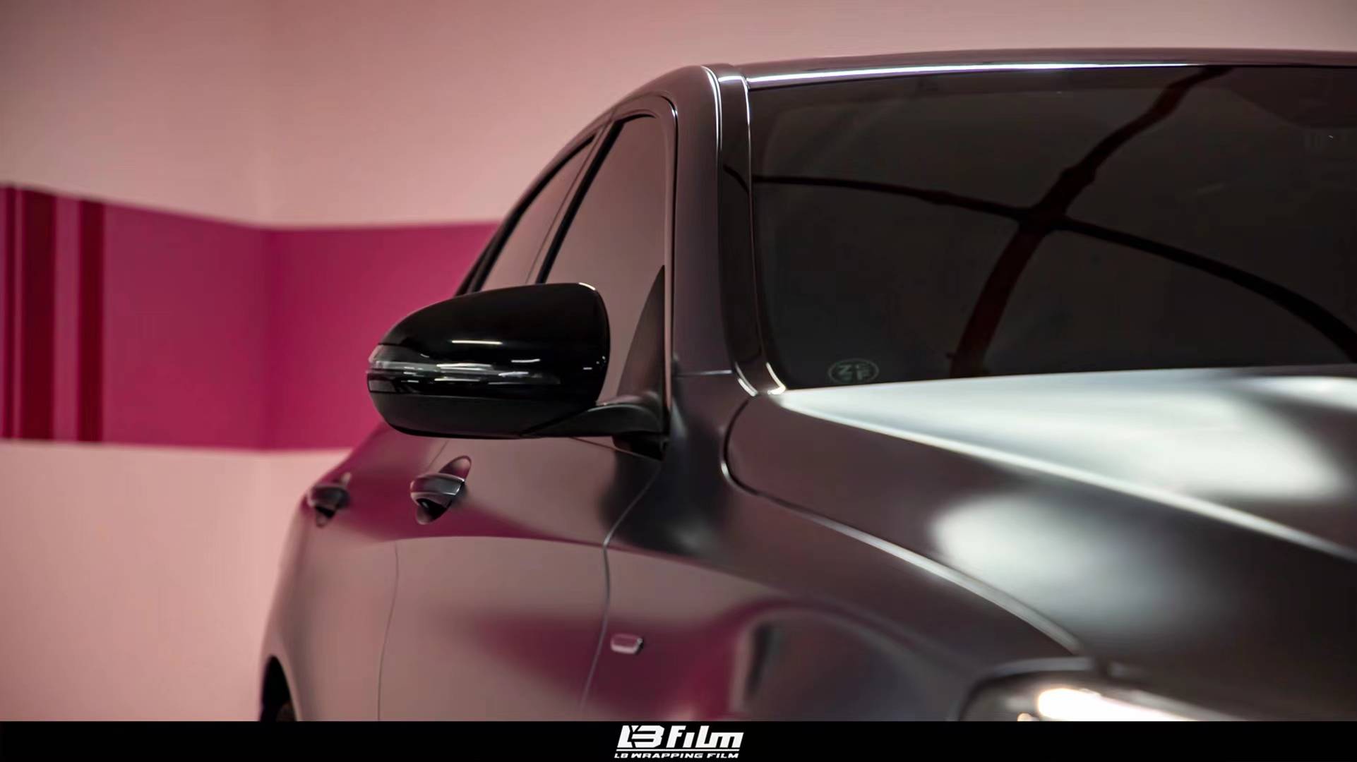 奔驰C260 - LBFILM改色膜电光金属午夜蓝_搜狐汽车_搜狐网