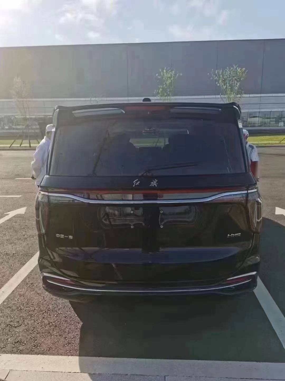 轴距3200mm 红旗全新MPV谍照曝光 有望命名为“HM9”_搜狐汽车_搜狐网