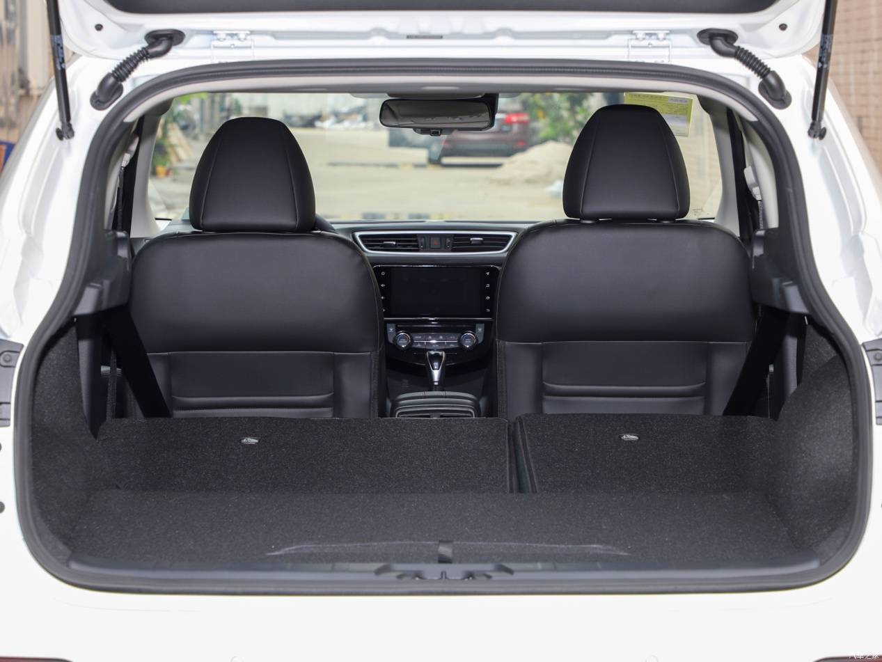 全新ix35 PK 新逍客，谁才是家用紧凑级SUV的性价比之选_搜狐汽车_搜狐网