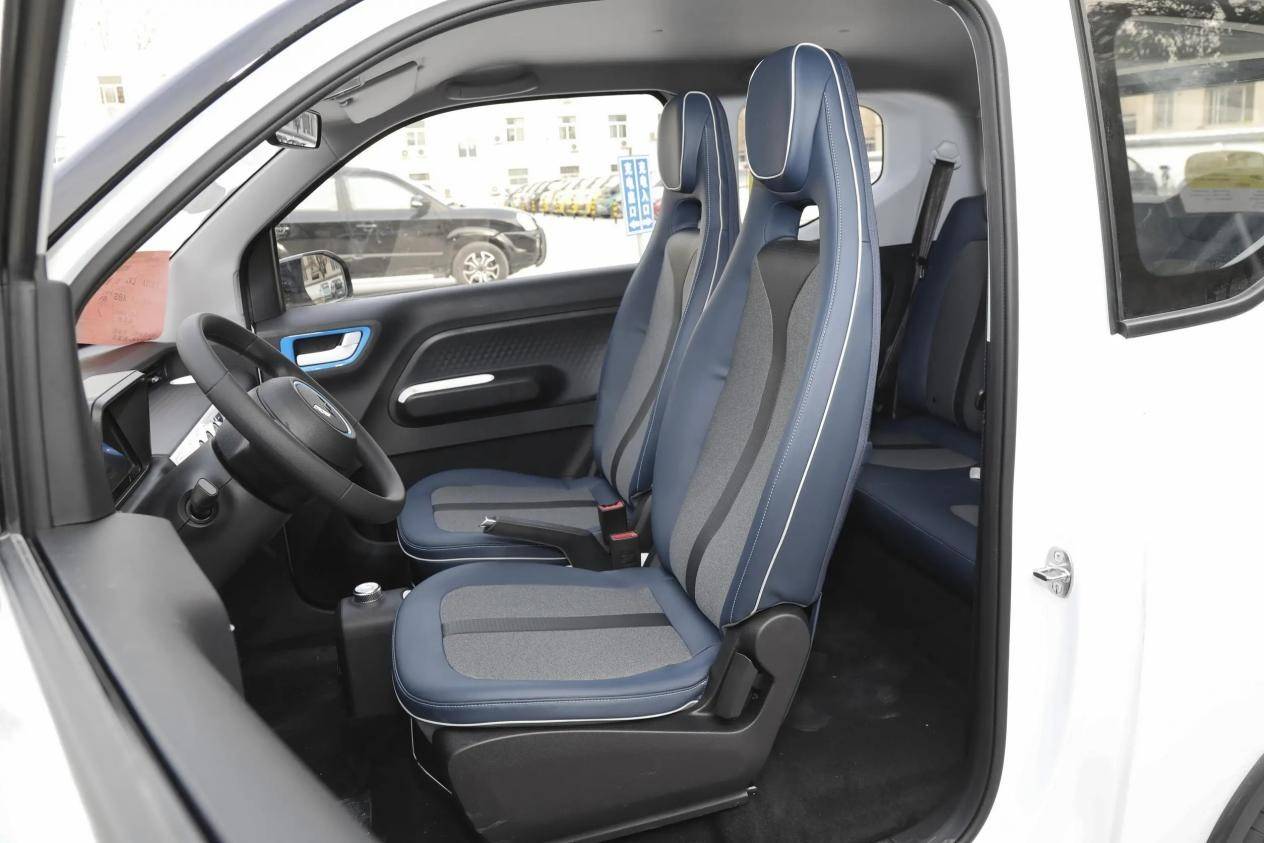 体验宏光MINIEV第3代，满电跑300公里，年轻人的第一台代步车_搜狐汽车_搜狐网