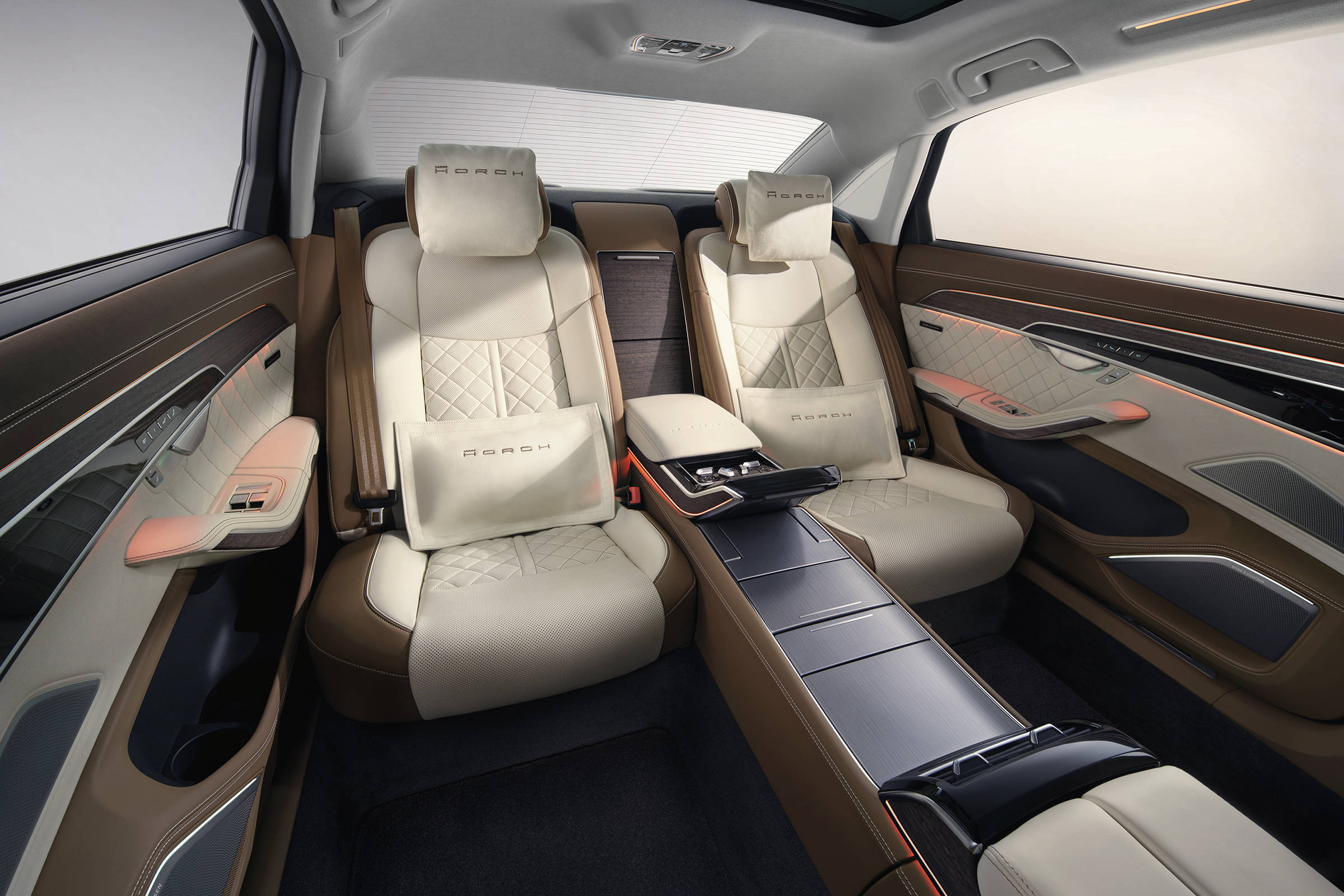 3.0T V6+48V+8AT 全新奥迪A8L Horch创始人版售价127.48万起_搜狐汽车_搜狐网