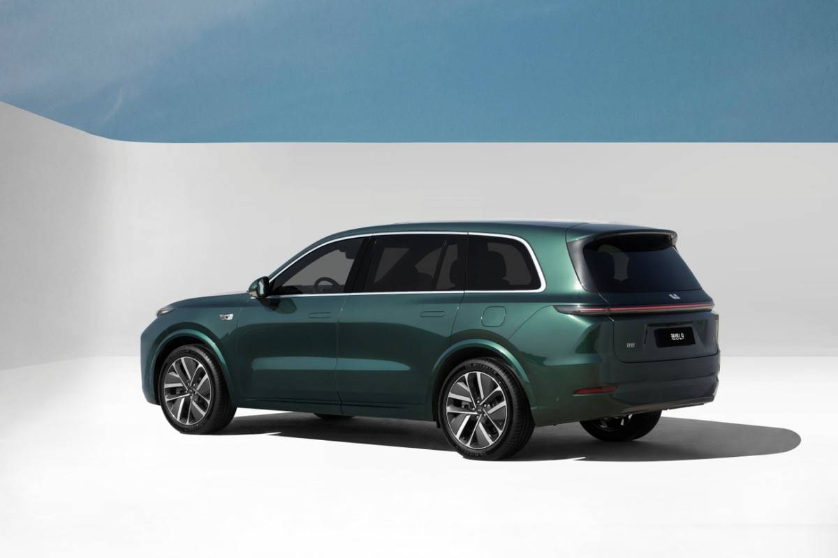 大号奶爸车，对标宝马X7、奔驰GLS的理想L9值吗？_搜狐汽车_搜狐网