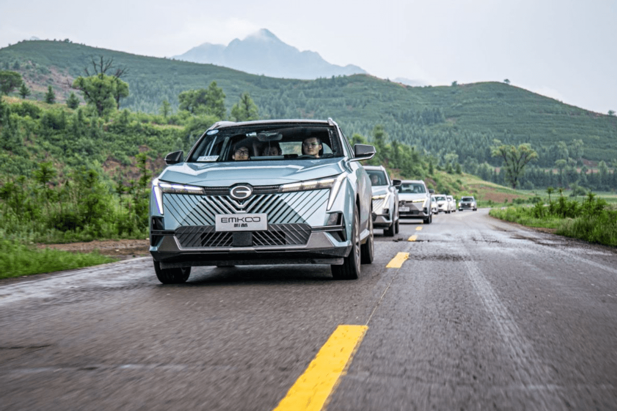 混动界“新卷王”来了，广汽传祺钜浪混动GMC2.0正式量产下线_搜狐汽车_搜狐网