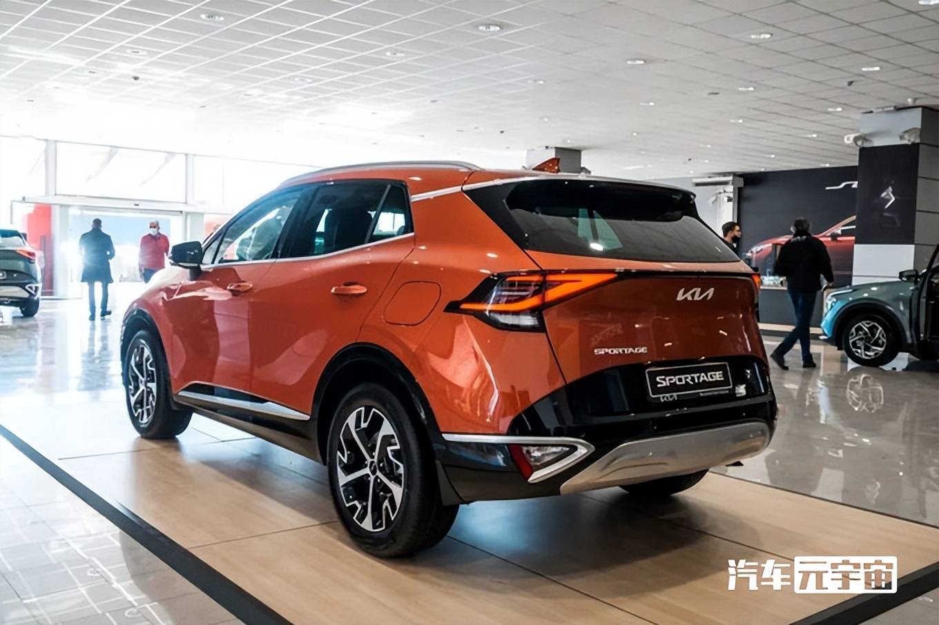 起亚新KX5曝光！比CR-V更大更漂亮，动力超大众2.0T，喜欢吗_搜狐汽车_搜狐网