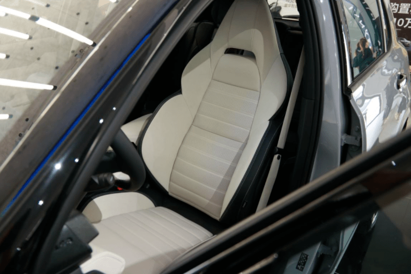 领克01 EM-F静态解析 智能电混技术加持 综合油耗仅4.88L_搜狐汽车_搜狐网