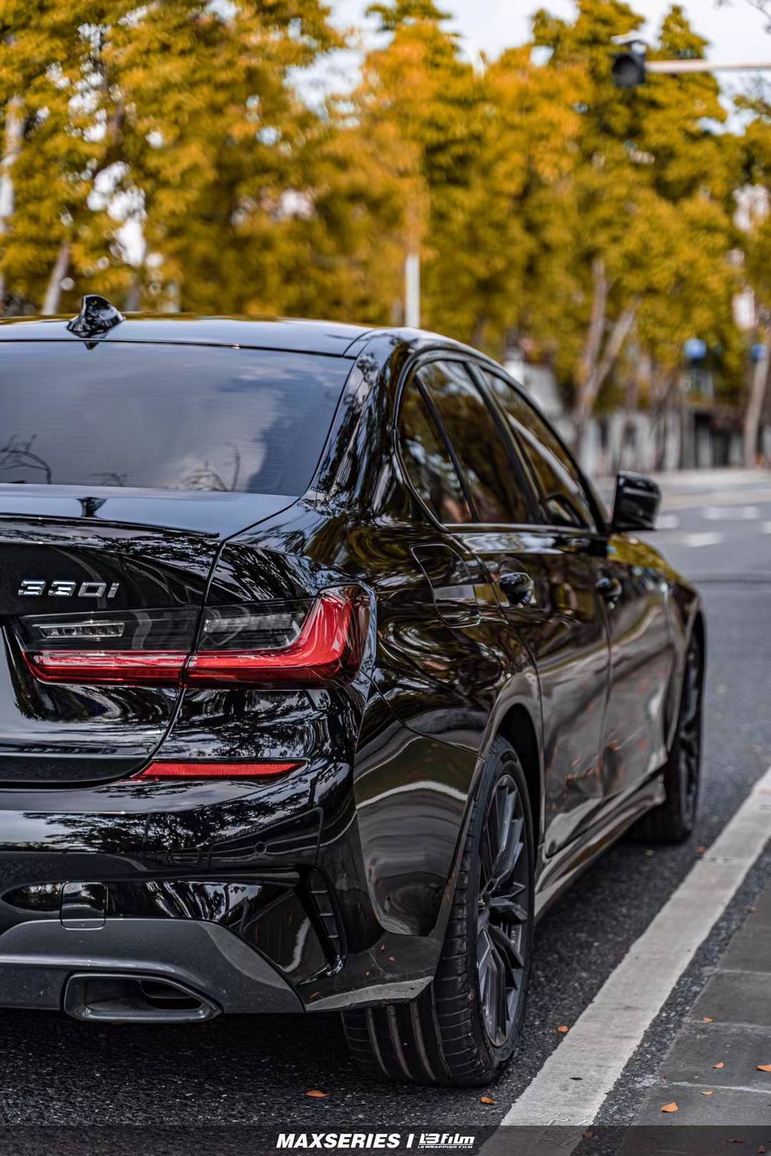 宝马3系LBFILM改色膜PET修复钢琴黑,耐看不过时的黑色_搜狐汽车_搜狐网