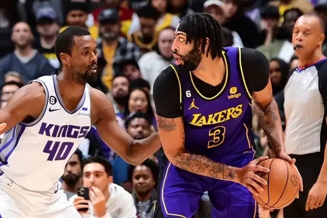 湖人送出戴维斯，从掘金得到贾巴尔穆雷+小波特+波普+2024首轮签！_浓眉_1_NBA