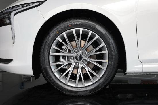 你对家轿的要求可以高一点了 遇见B70 感受东方美与6A级的舒适_搜狐汽车_搜狐网