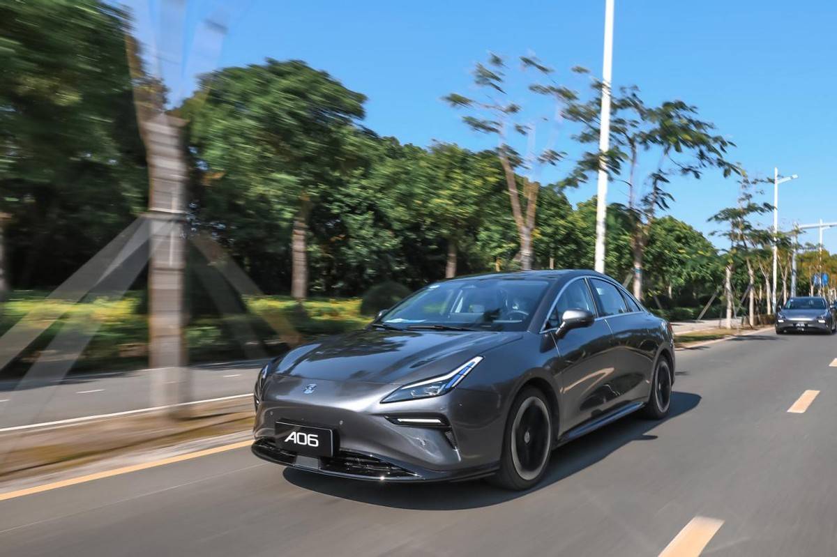 操控性能让人惊喜，试驾合创A06 630C版_搜狐汽车_搜狐网