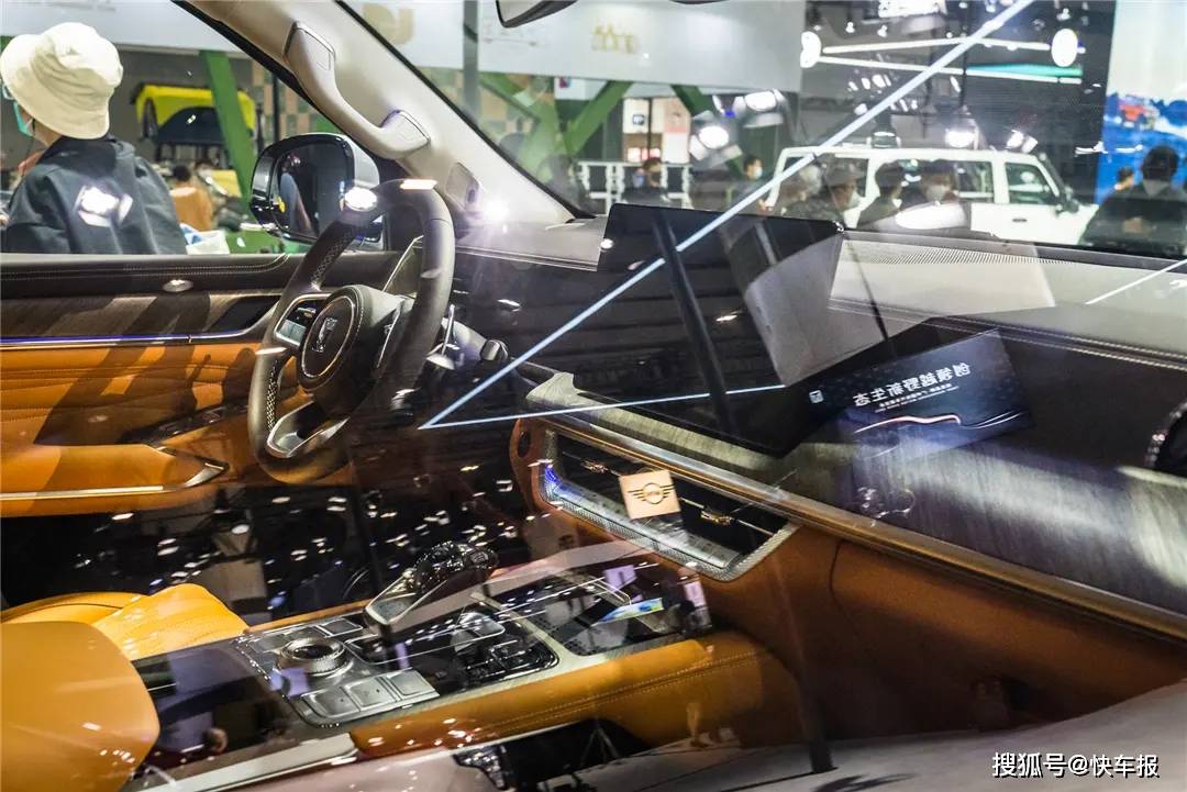 又要高档又要省油，越野还要更猛，坦克500PHEV再来广州车展_搜狐汽车_搜狐网