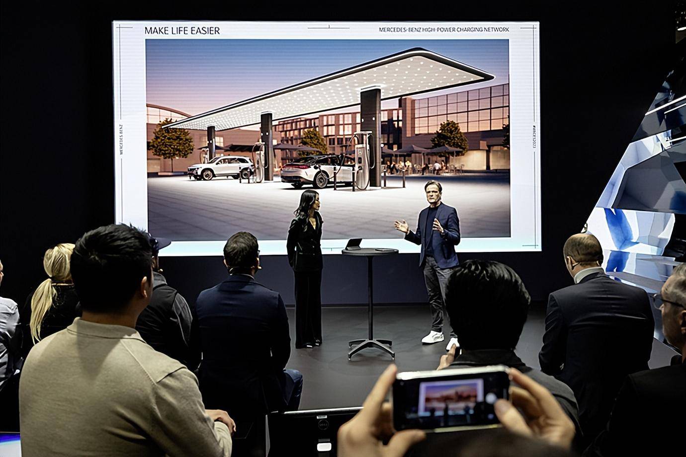 叫板特斯拉，奔驰投资10亿美元在美国建设充电桩网络_搜狐汽车_搜狐网