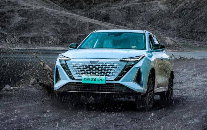 插混SUV谁家强？长安欧尚Z6对战比亚迪宋PLUS_搜狐汽车_搜狐网