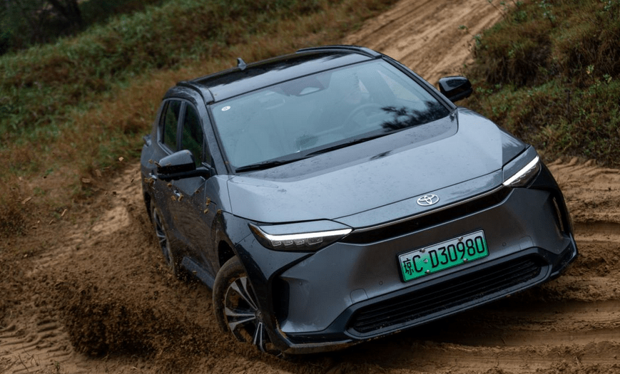 试驾丰田bZ4X&bZ3，操控和智能化令人惊喜，这才是真电动？_搜狐汽车_搜狐网