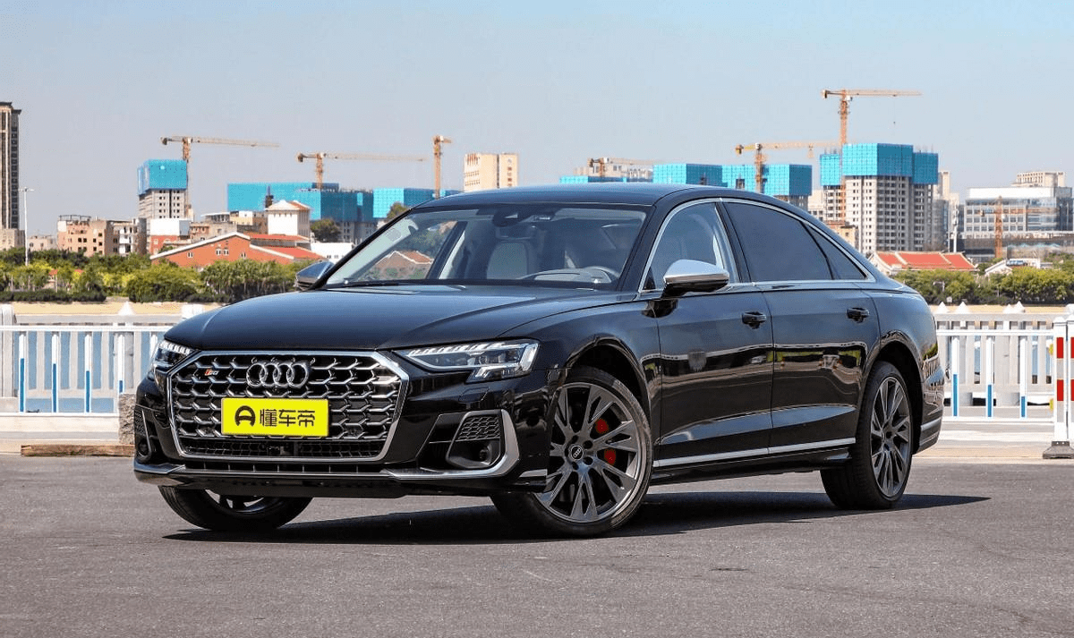 207.68万元！奥迪S8搭载4.0T V8发动机，每月养车费用4555元？_搜狐汽车_搜狐网