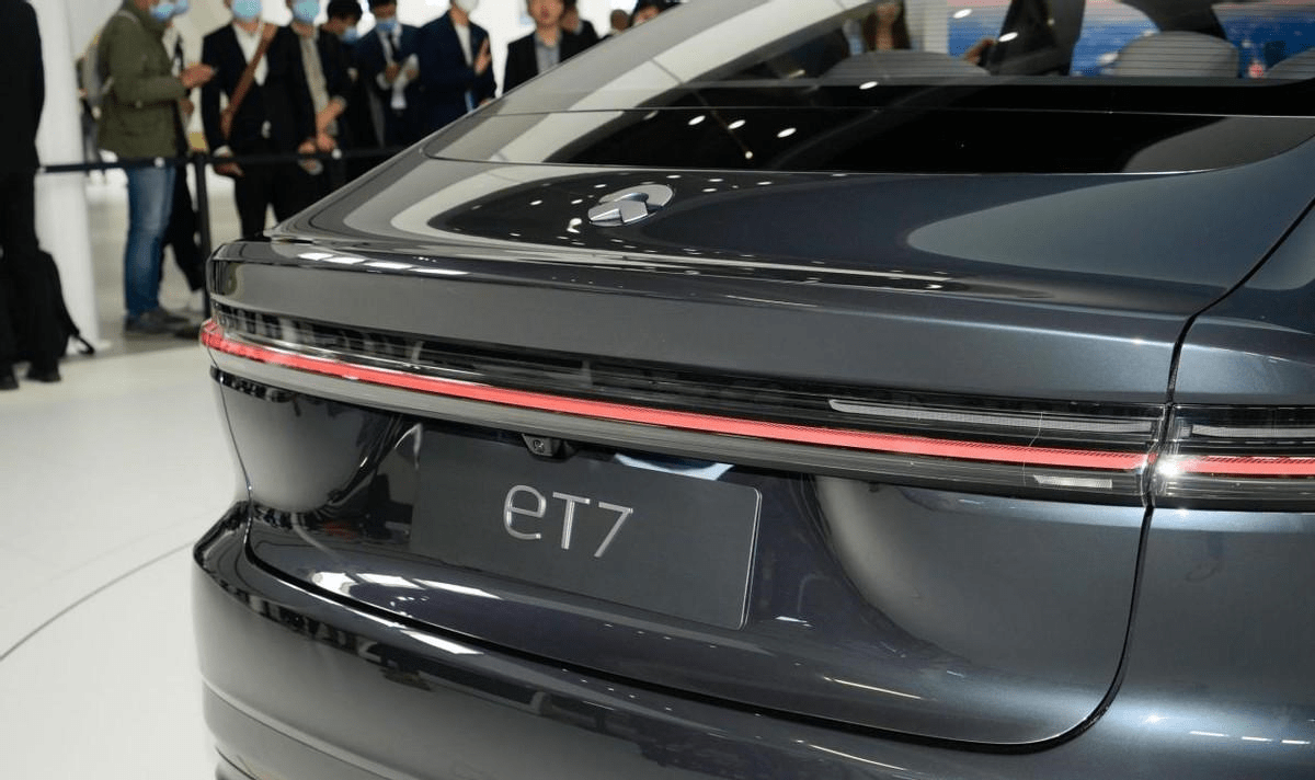 电动四驱+空气悬架，蔚来ET7产品力解析，感受电动车的性能_搜狐汽车_搜狐网