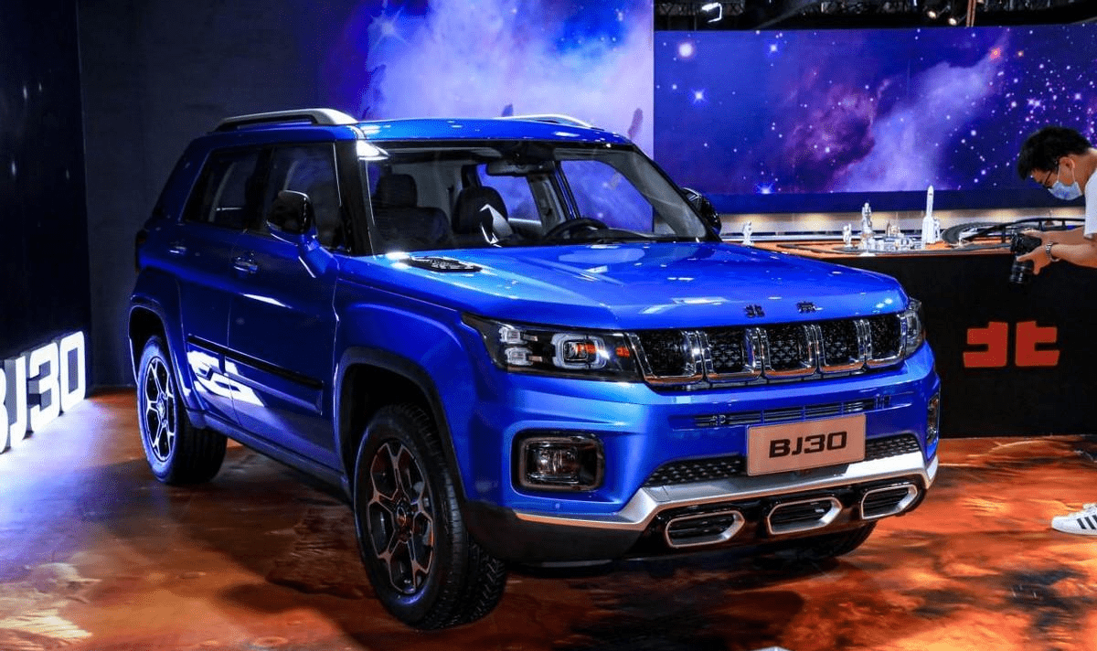 配1.5T+6AT，10万出头就能买的越野SUV，体验北京BJ30_搜狐汽车_搜狐网