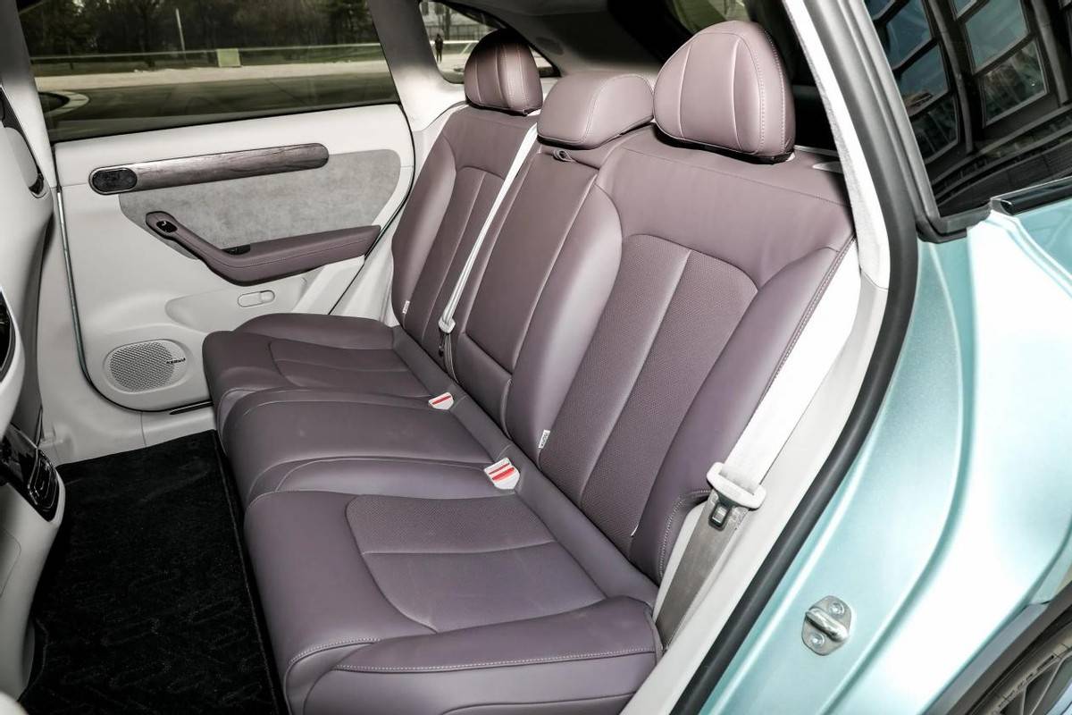 增程SUV也开始卷了，零跑C11开启预售，15.98万起，配双叉臂悬架_搜狐汽车_搜狐网