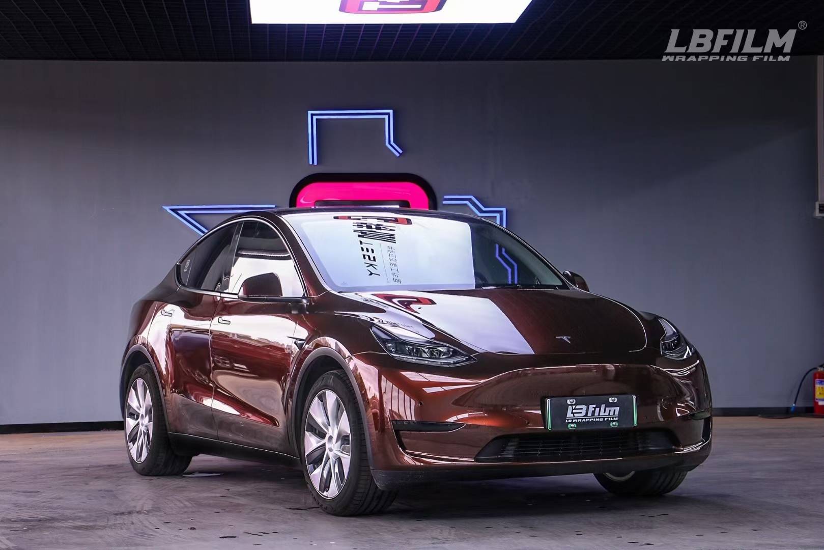 特斯拉modelY-LB改色膜液态金属咖，是“力量与热情”的象征_搜狐汽车_搜狐网