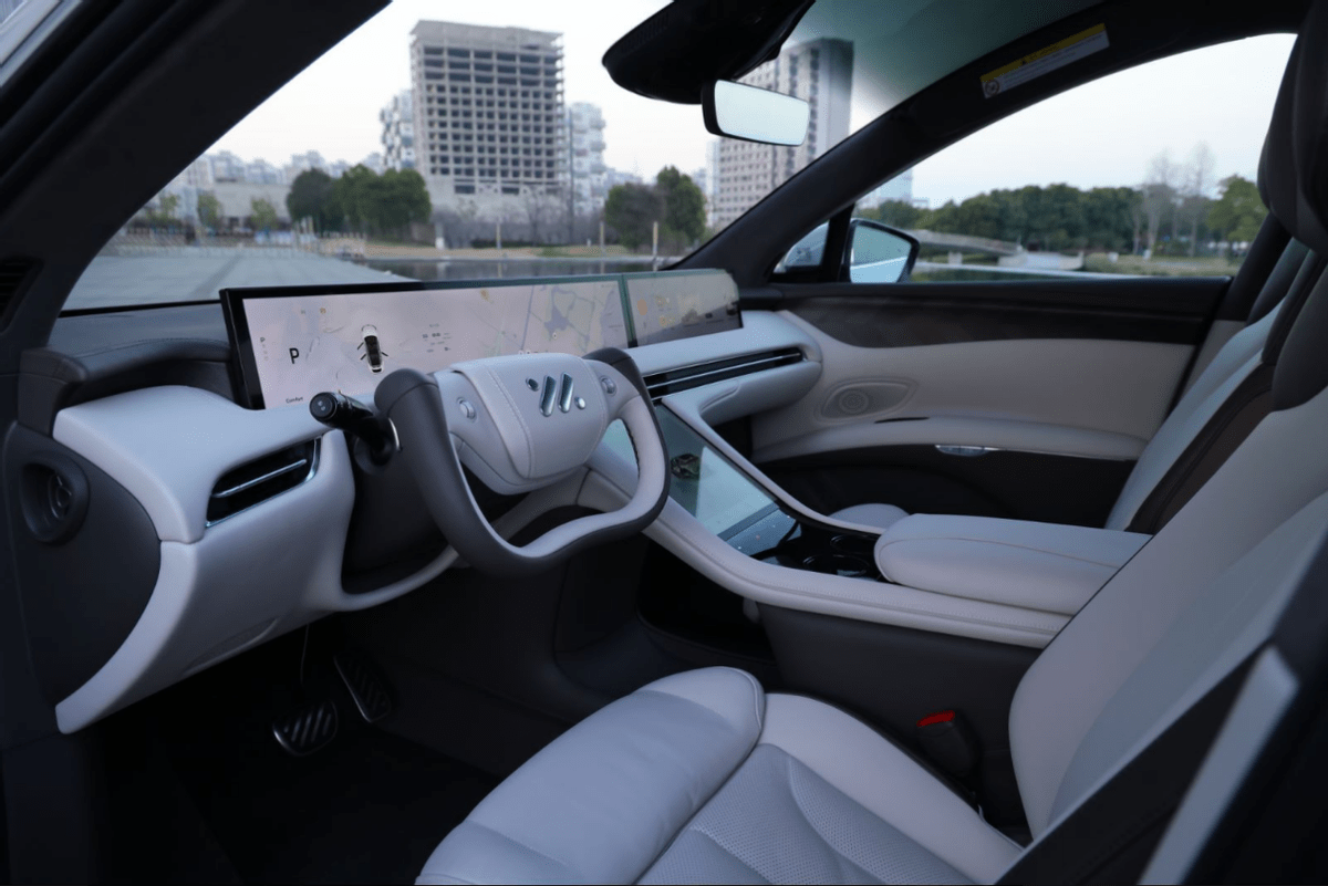 30万SUV爆款，小鹏G9、智己LS7、理想L7大PK，谁的实力更强？_搜狐汽车_搜狐网