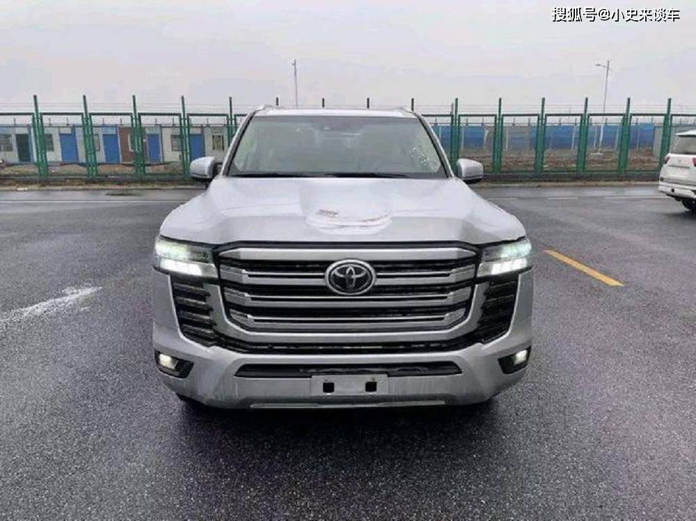 “国产陆巡”实车亮相！霸气外观或不超50万，搭载3.5T四驱+10AT_搜狐汽车_搜狐网