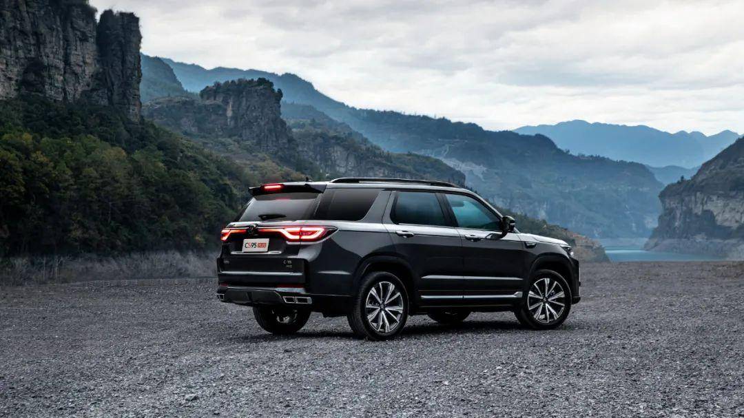 17.59万起售，配爱信8AT，全新长安CS95PLUS怎么选？_搜狐汽车_搜狐网