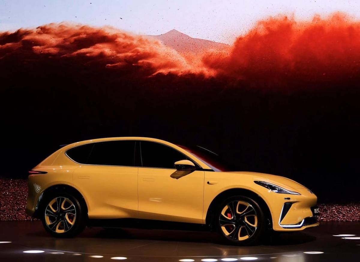 50万内必入的SUV？智己LS7靠嘴说还是真有“料”_搜狐汽车_搜狐网