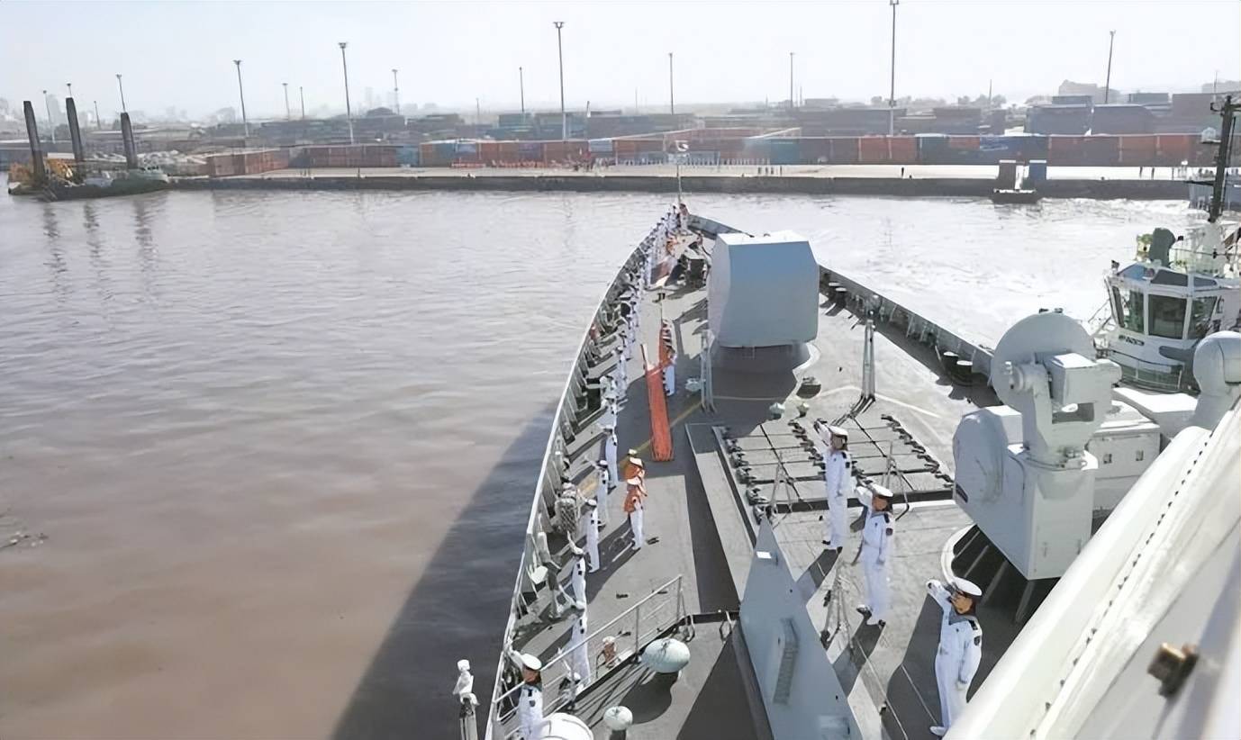 南宁舰参加阿布扎比防务展，052D真要卖给阿联酋？15亿美元不能少 -6park.com