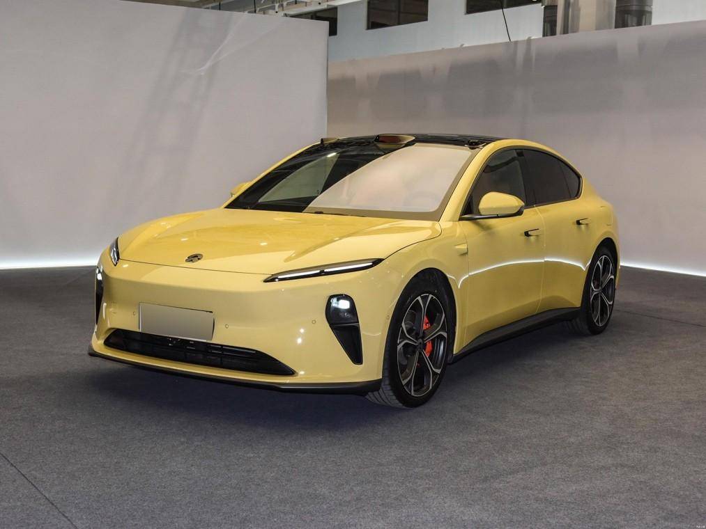 和蔚来ET5同台对战还能完胜？是谁给飞凡F7的这份底气？_搜狐汽车_搜狐网