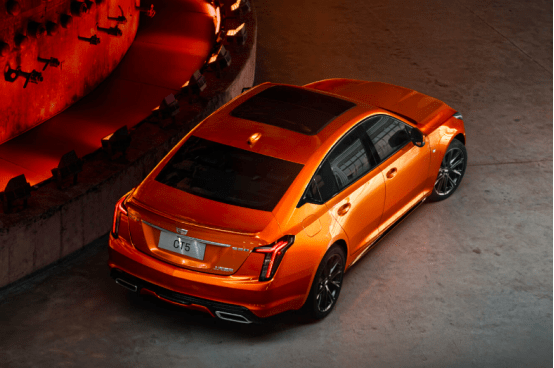 格调驾控，非凡体验，凯迪拉克CT5一车两人唯美浪漫！_搜狐汽车_搜狐网