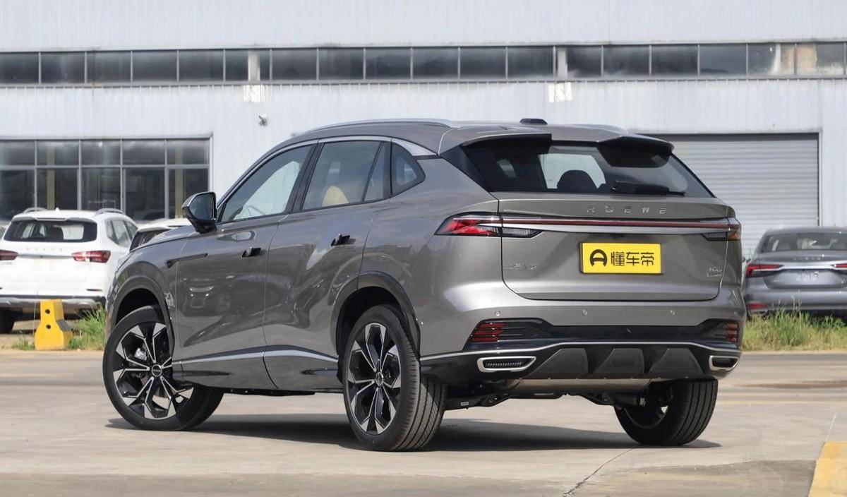 选“鸡头”还是“凤尾”？第三代荣威RX5对比奥迪Q2L_搜狐汽车_搜狐网