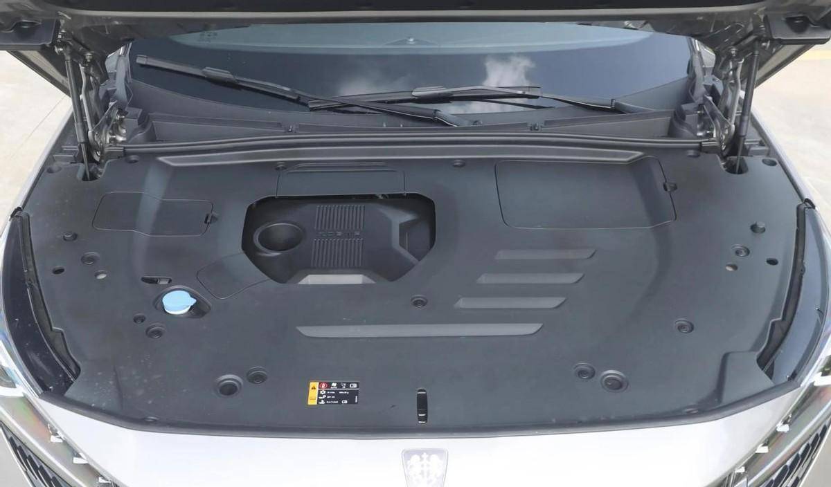 选“鸡头”还是“凤尾”？第三代荣威RX5对比奥迪Q2L_搜狐汽车_搜狐网