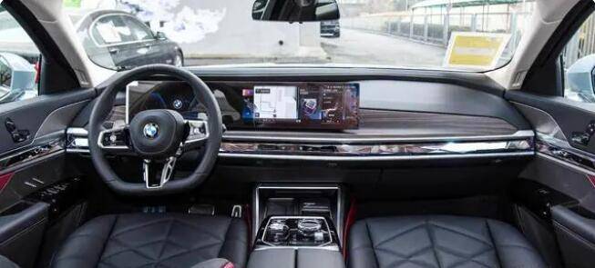 BBA换代新车提前看 全新奔驰E级霸气 新奥迪A4或增1.5T动力_搜狐汽车_搜狐网