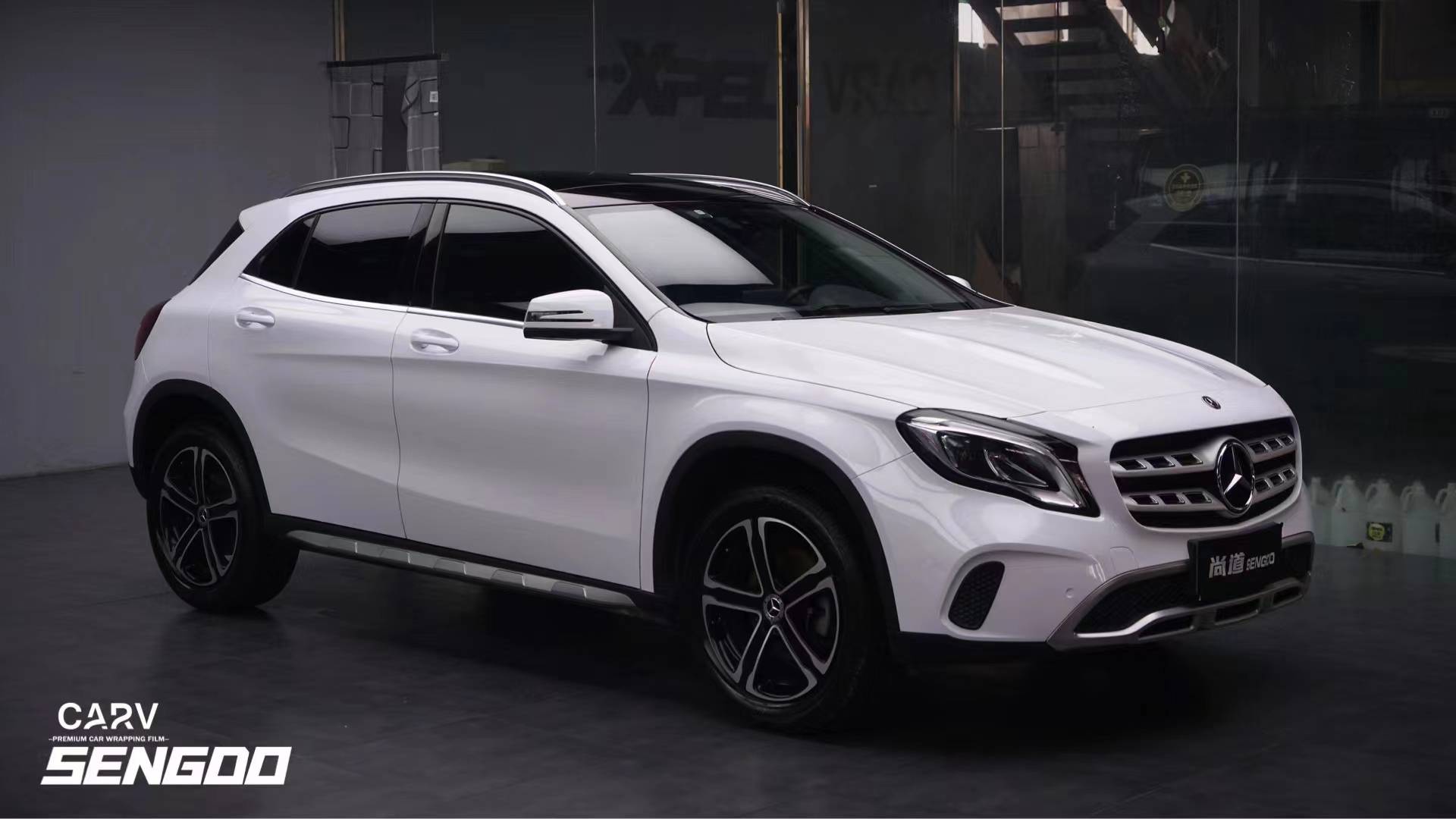 奔驰GLA200卡孚改色膜白金水晶白，与意式美学完美融合!_搜狐汽车_搜狐网