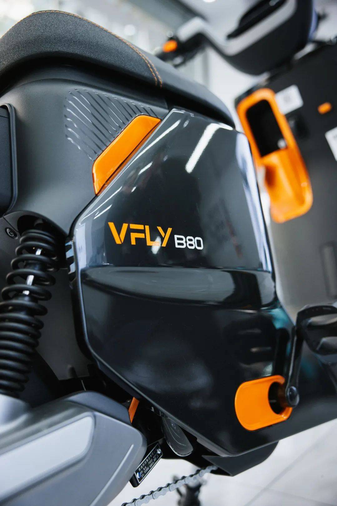 「雅迪VFLY」又上分_搜狐汽车_搜狐网