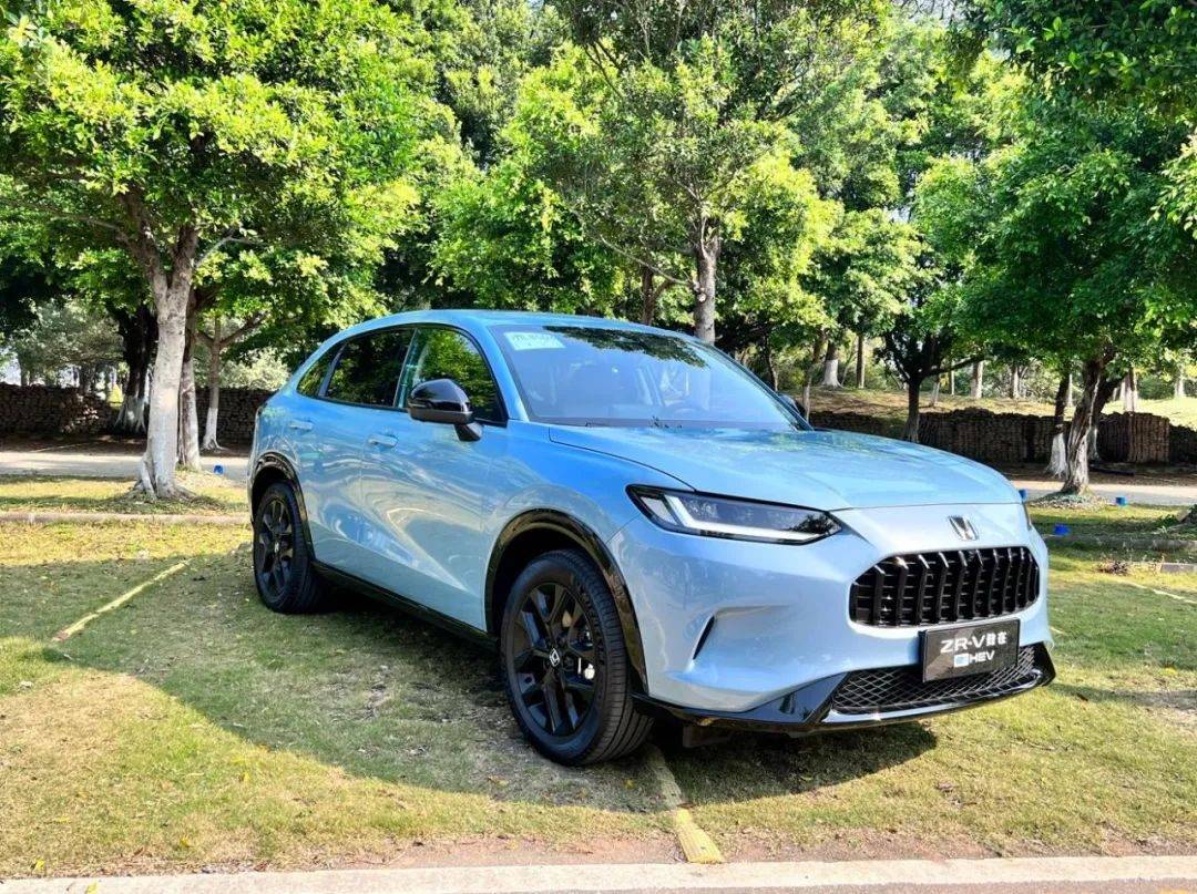 年轻精英的“精装修”SUV，体验ZR-V致在e：HEV_搜狐汽车_搜狐网