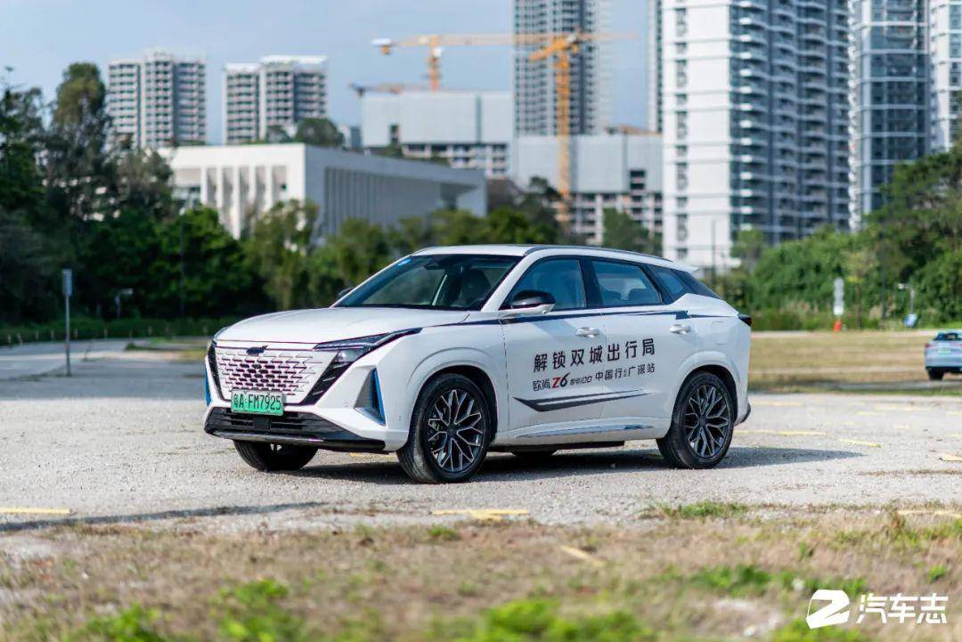 综合续航1200公里，车外能喊它开后门，试驾欧尚Z6智电iDD_搜狐汽车_搜狐网