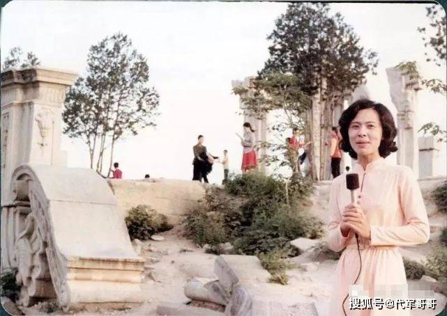 央视著名主持人刘璐：闪婚嫁中国台湾丈夫，如今69岁过得怎样？_节目_工作_舞台